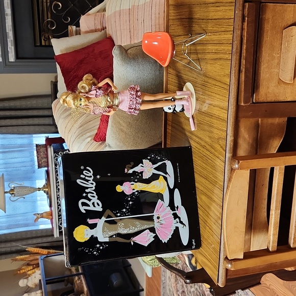Mattel | Other | Vintage 978 Barbie Large Barbie Case 1962 Vintage ...